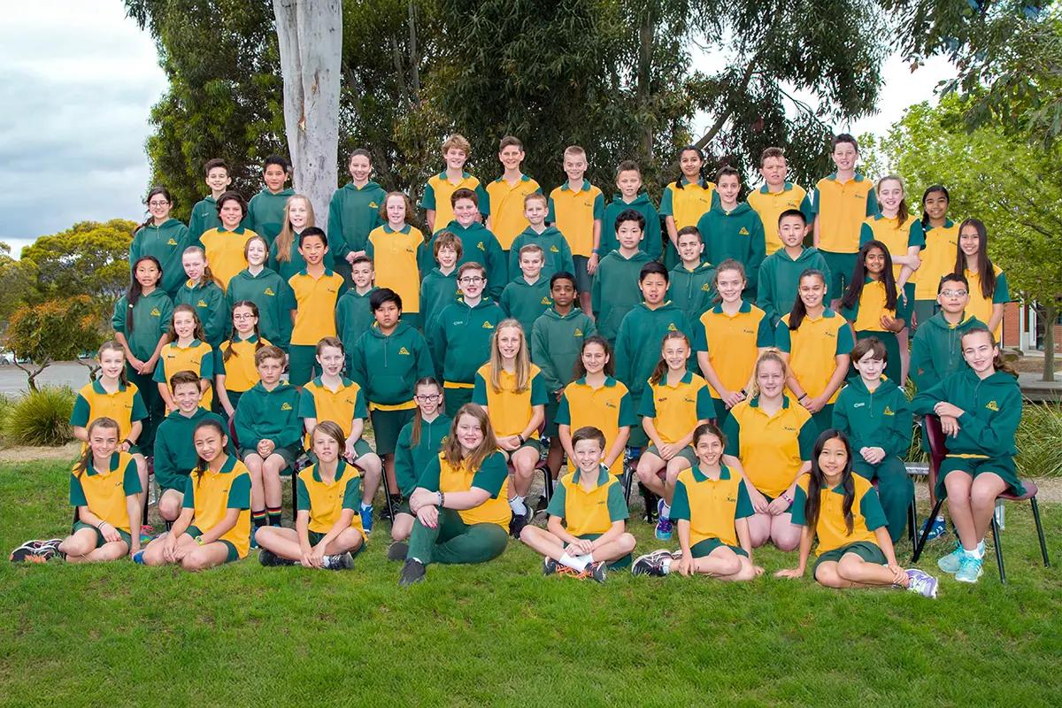 Grade 6 Graduation exp - SchoolPix (TWM Photographers PTY LTD)